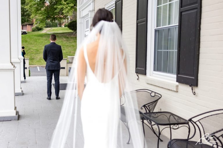 Drexelbrook Wedding - Megan and Joe - Phila and NJ Wedding Photographer